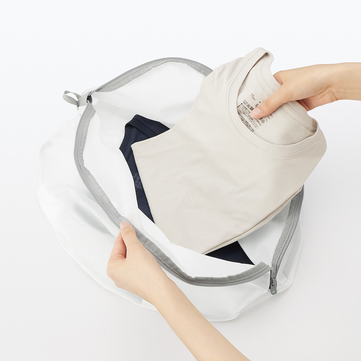 Buy MUJI Reversible Laundry Net Round - Large