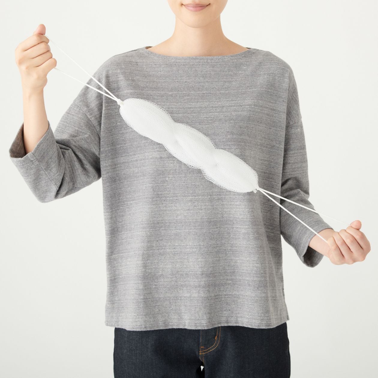 Buy MUJI Portable Stretchy Loofah Bath Sponge
